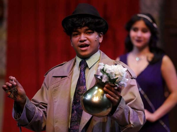 The Play That Goes Wrong - alterhs.org